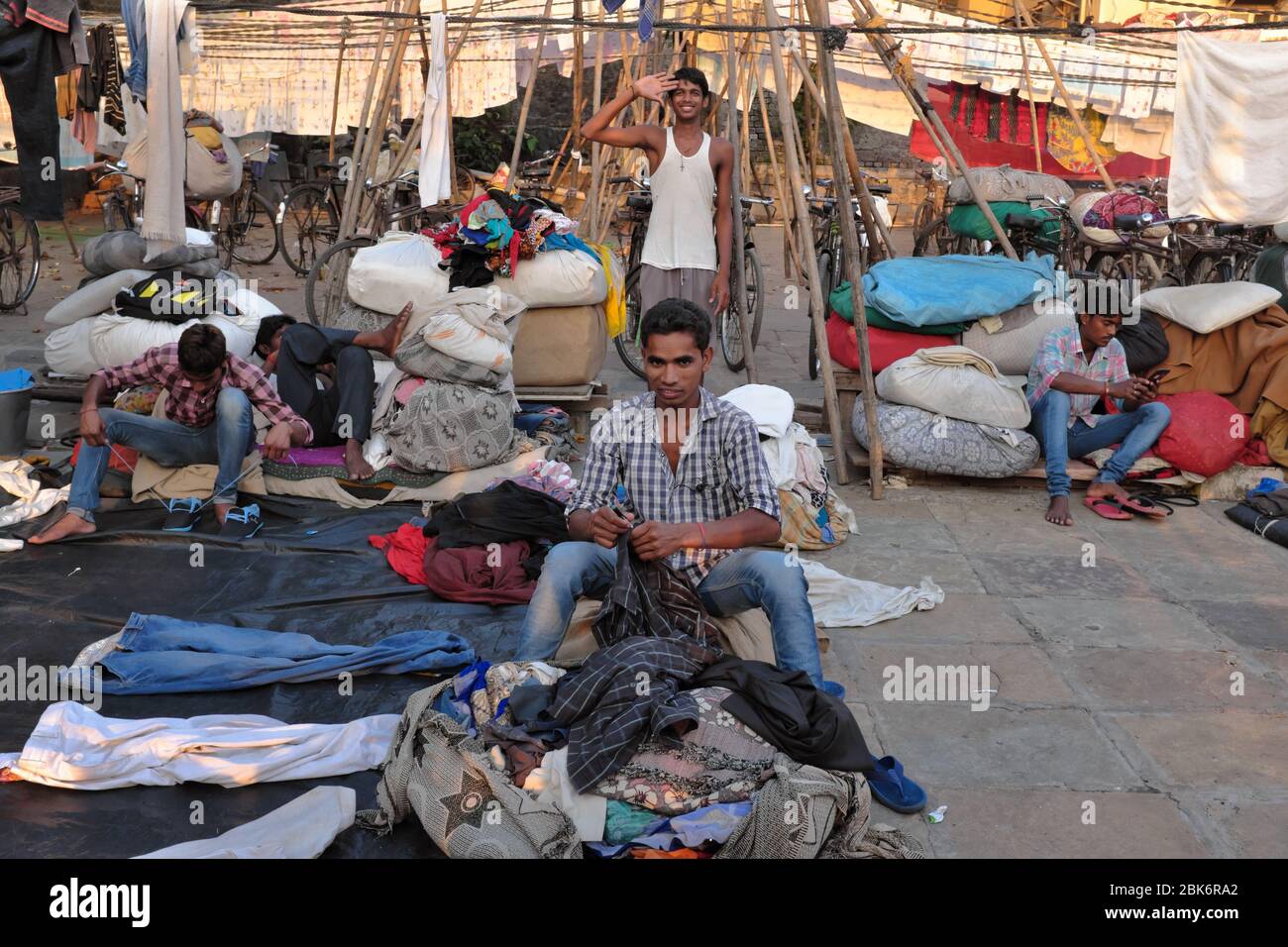 Walkeshwar dhobi ghat hi-res stock photography and images - Alamy
