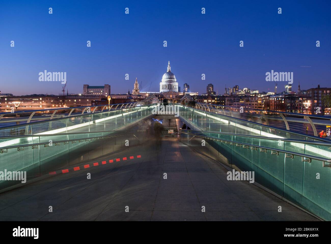Twilight Dark Night River Thames City of London Skyline Cityscape Icons ...