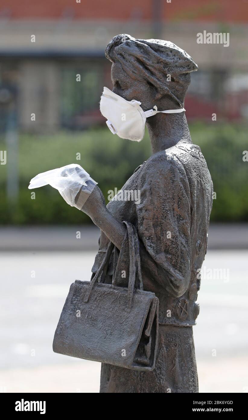 Ross wilson statue hi-res stock photography and images - Alamy