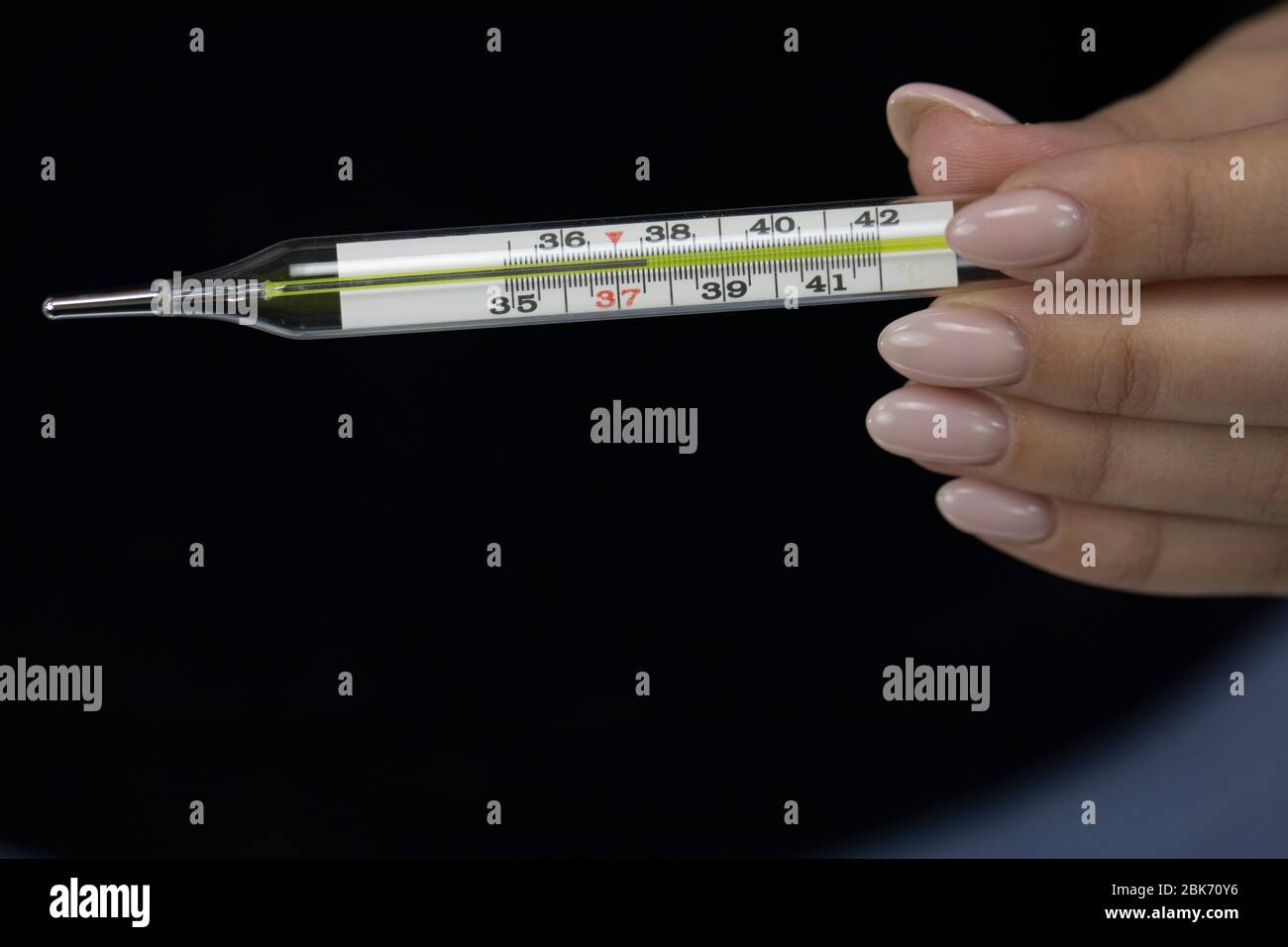 Thermometer 37 degrees hi-res stock photography and images - Alamy