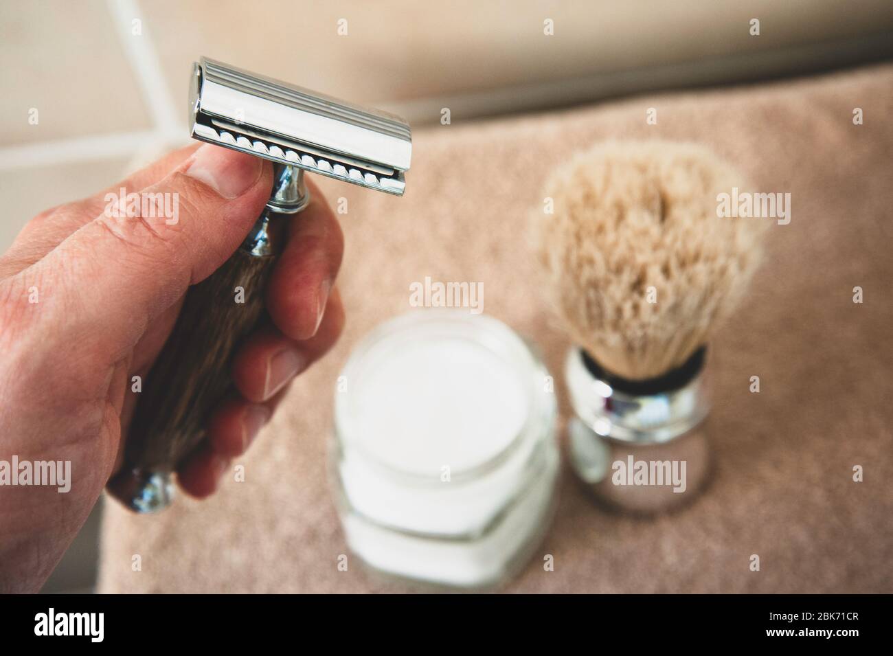 Shaving equipment products hi-res stock photography and images - Alamy