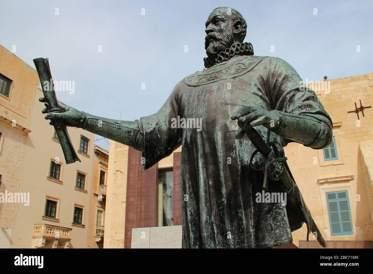 Statue jean de valette valletta hi-res stock photography and images - Alamy