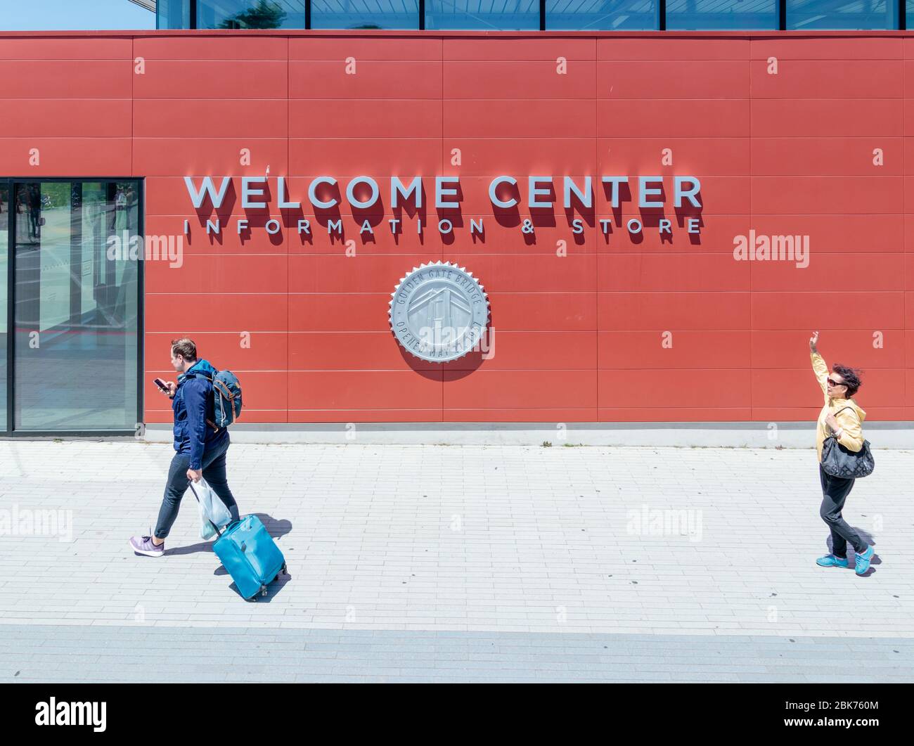 Golden gate welcome center hi-res stock photography and images - Alamy