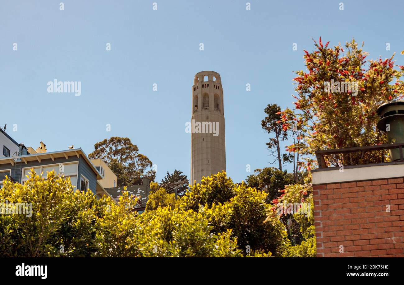 Coit tower monument hi-res stock photography and images - Alamy
