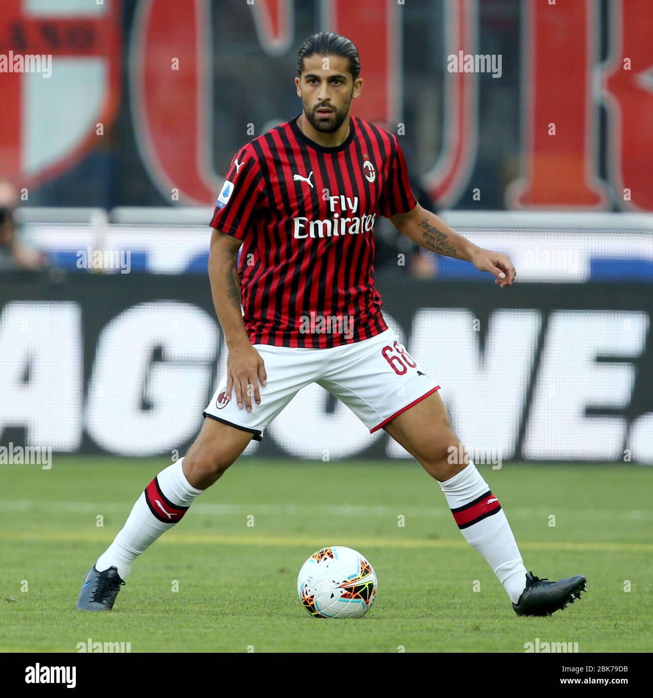 Menís hi-res stock photography and images - Alamy