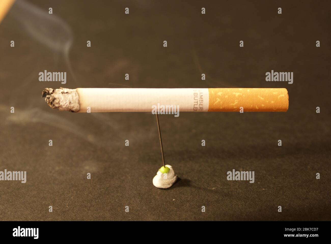 Smoke a tab hi-res stock photography and images - Alamy