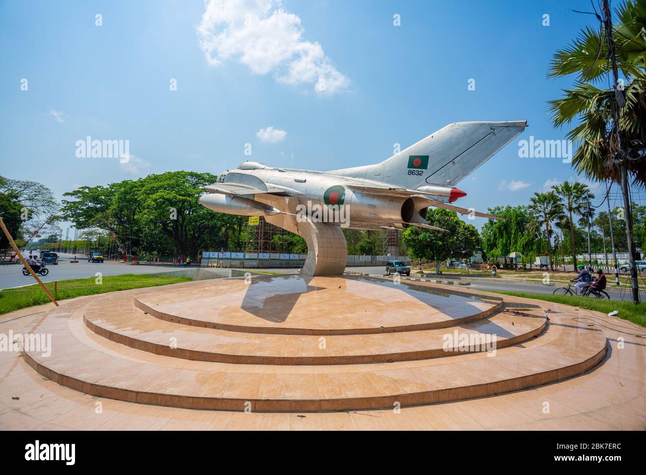"Aeroplane Display" the most iconic mural of Bijoy Sarani Road at Dhaka ...
