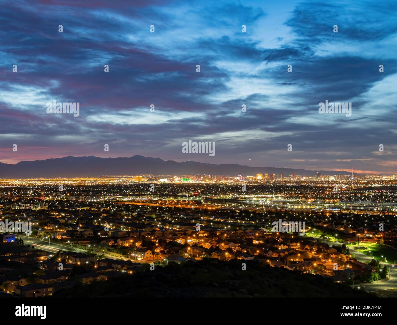 Henderson nevada skyline hi-res stock photography and images - Alamy