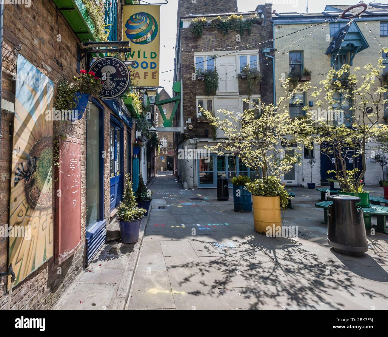 Neil's yard hi-res stock photography and images - Alamy