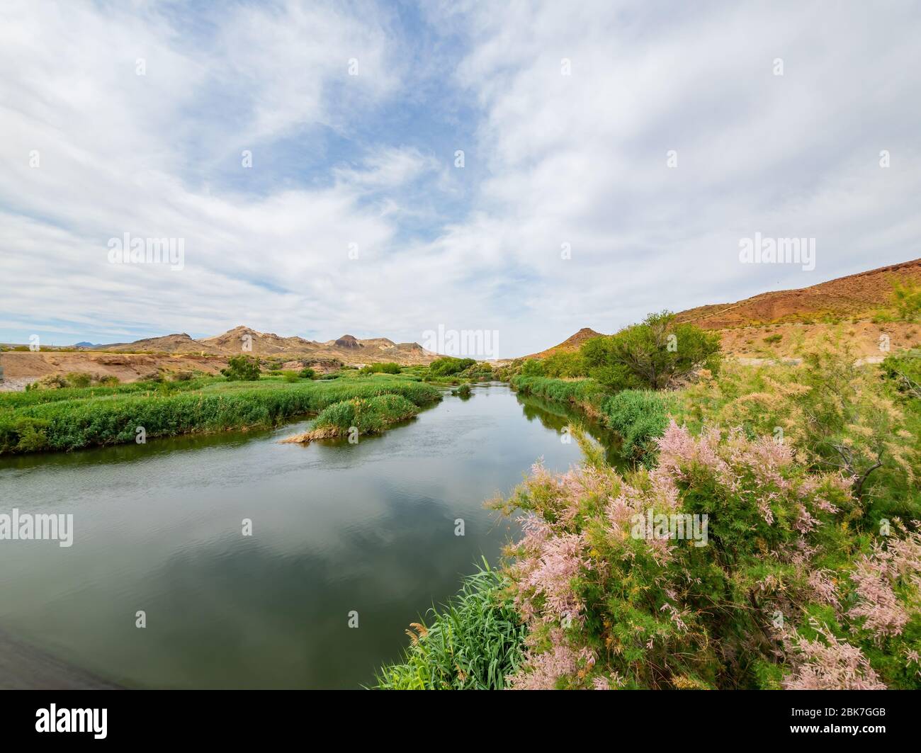 Beautiful river landscape of the Las Vegas Wash trail at Henderson ...