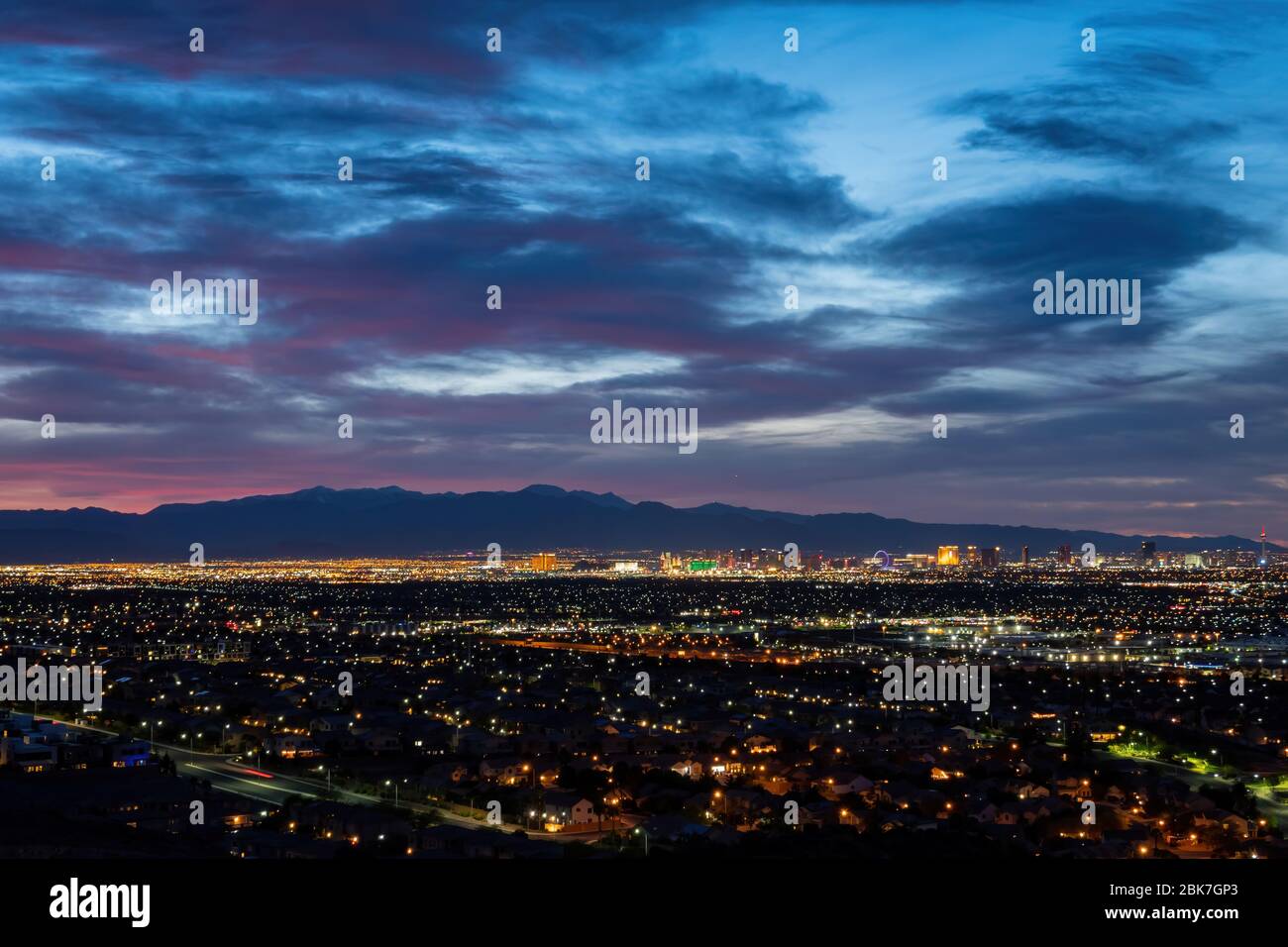 Henderson nevada skyline hi-res stock photography and images - Alamy
