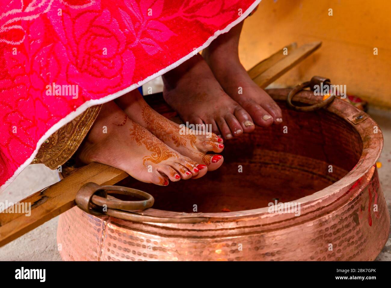 Religion water wash nepal hi-res stock photography and images - Alamy