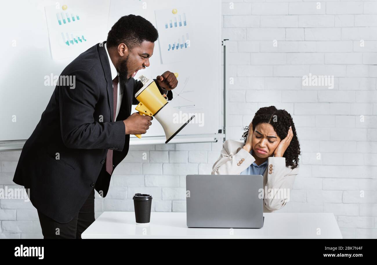 Boss shouting at employee hi-res stock photography and images - Alamy