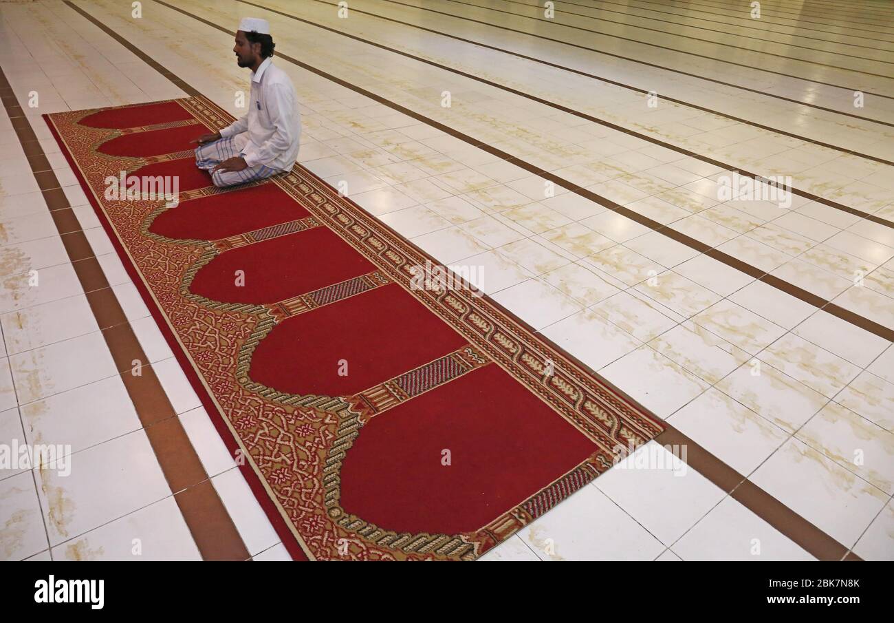 Colombo, western province, Sri Lanka. 2nd May, 2020. A Sri Lankan ...