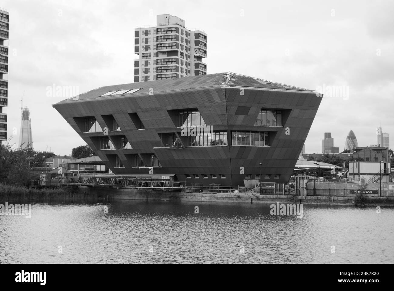 Perforated Bronze Aluminium Cladding Canada Water Library 21 Surrey ...