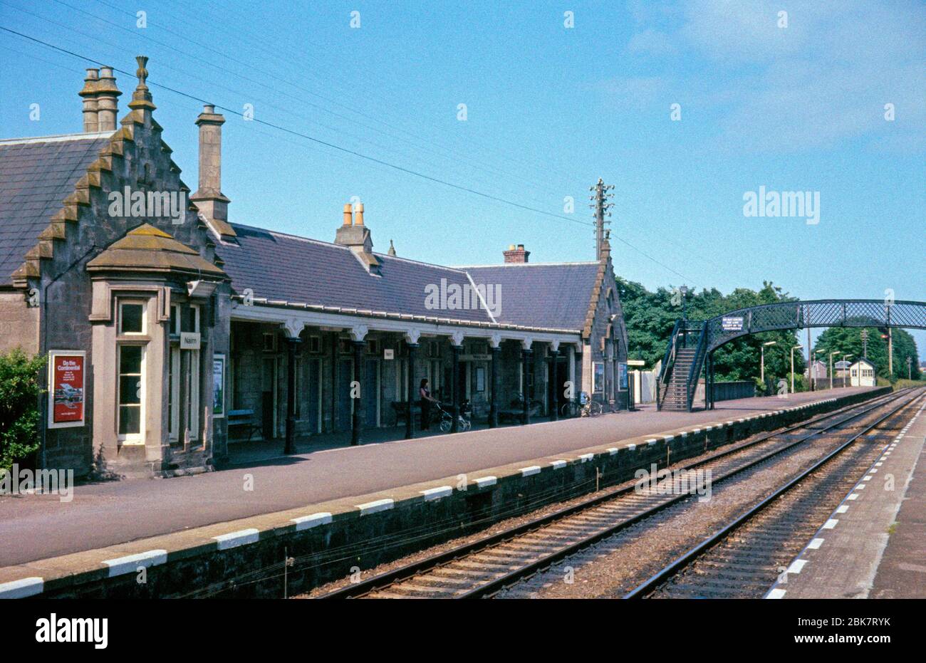 Railway station 1980s hi-res stock photography and images - Alamy
