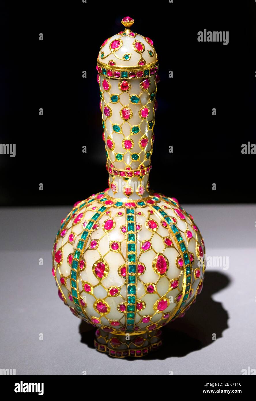 Islamic art india hi-res stock photography and images - Alamy