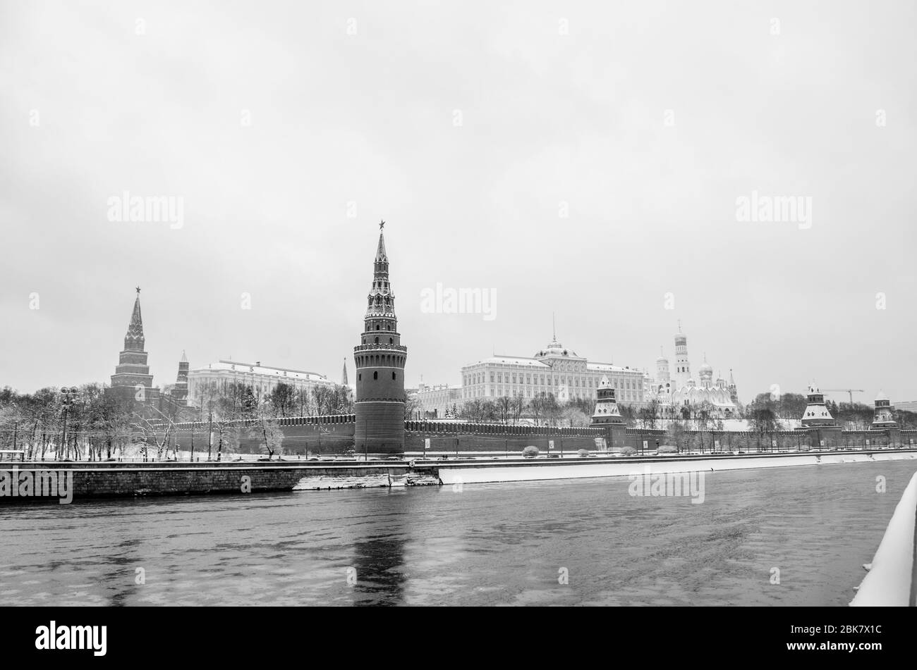 Moscow kremlin river Black and White Stock Photos & Images - Alamy