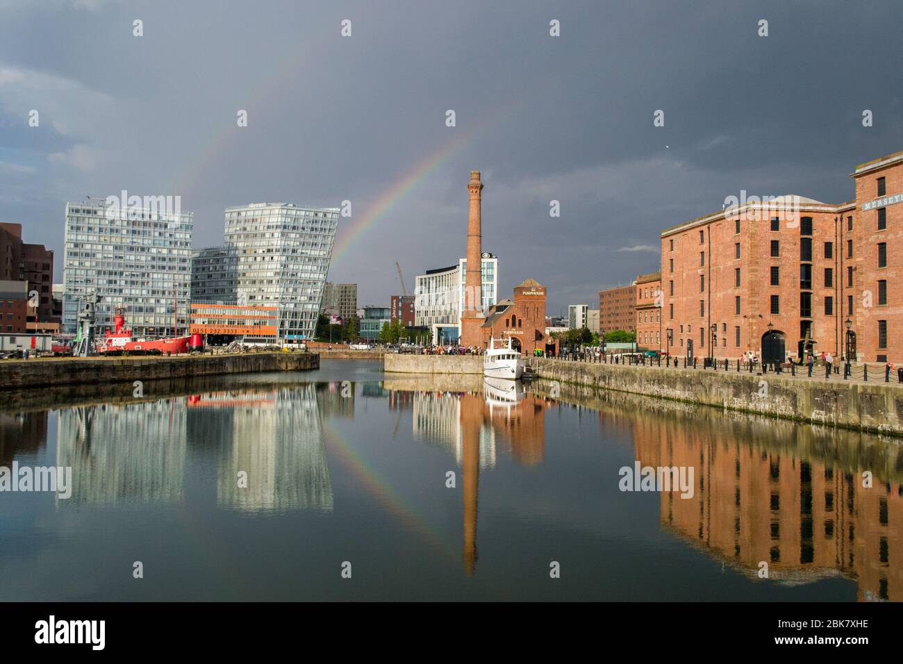 Over the mersey hi-res stock photography and images - Alamy
