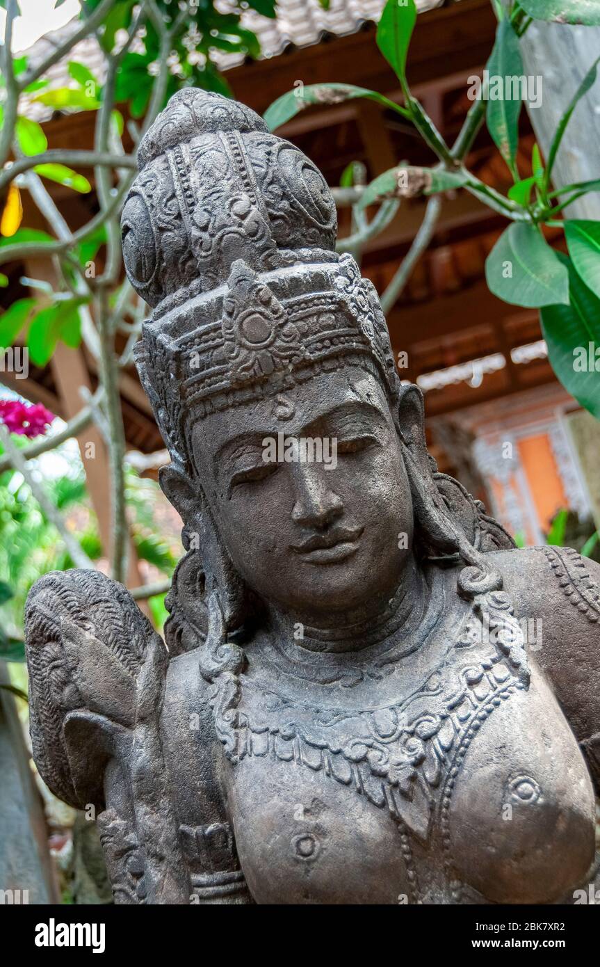 Statue for sale at stonemasons workshop Bali Indonesia Stock Photo - Alamy
