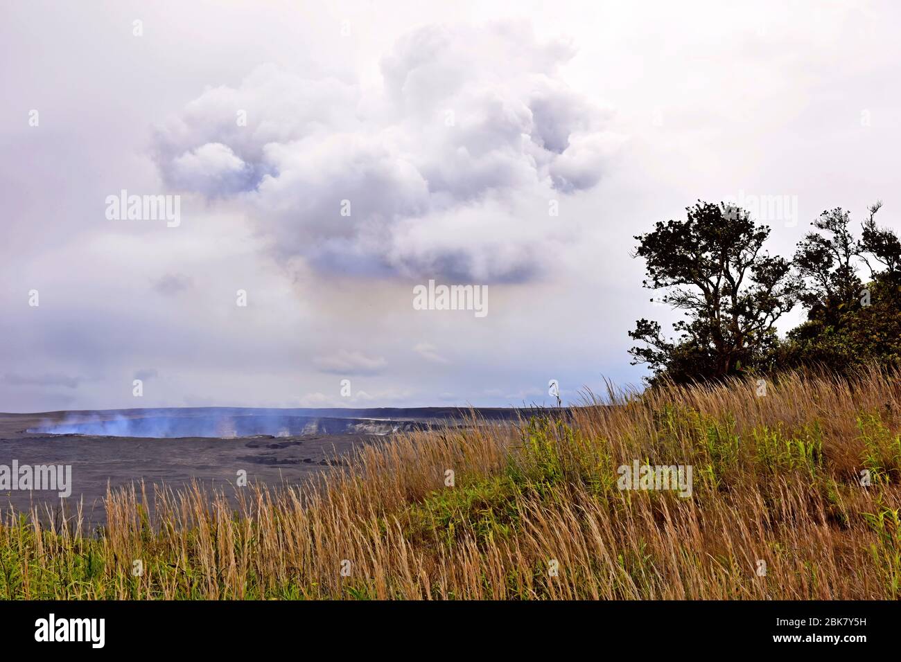 Hawaii, Big Island, Volcano National Park, Kilauea Crater Stock Photo ...