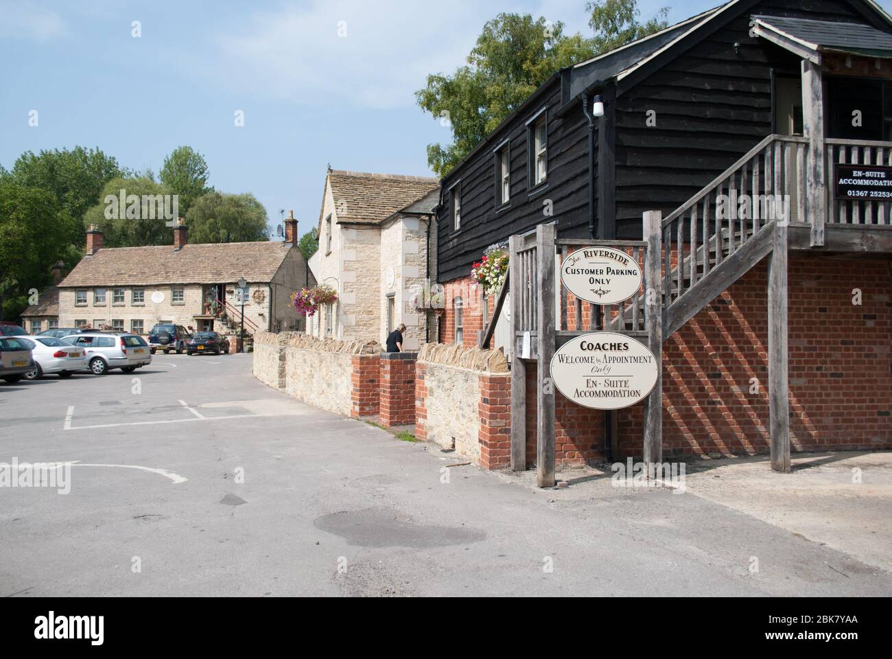 Lechlade on thames hi-res stock photography and images - Alamy