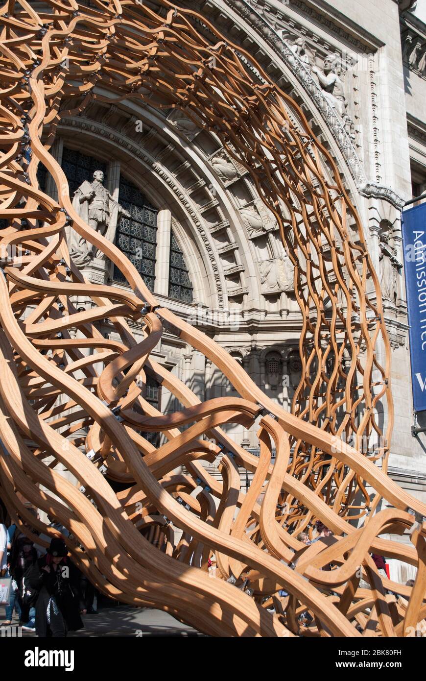 Timber Wave Structure London Festival of Architecture Victoria & Albert ...