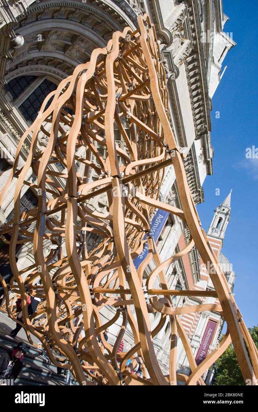 Timber Wave Structure London Festival of Architecture Victoria & Albert ...