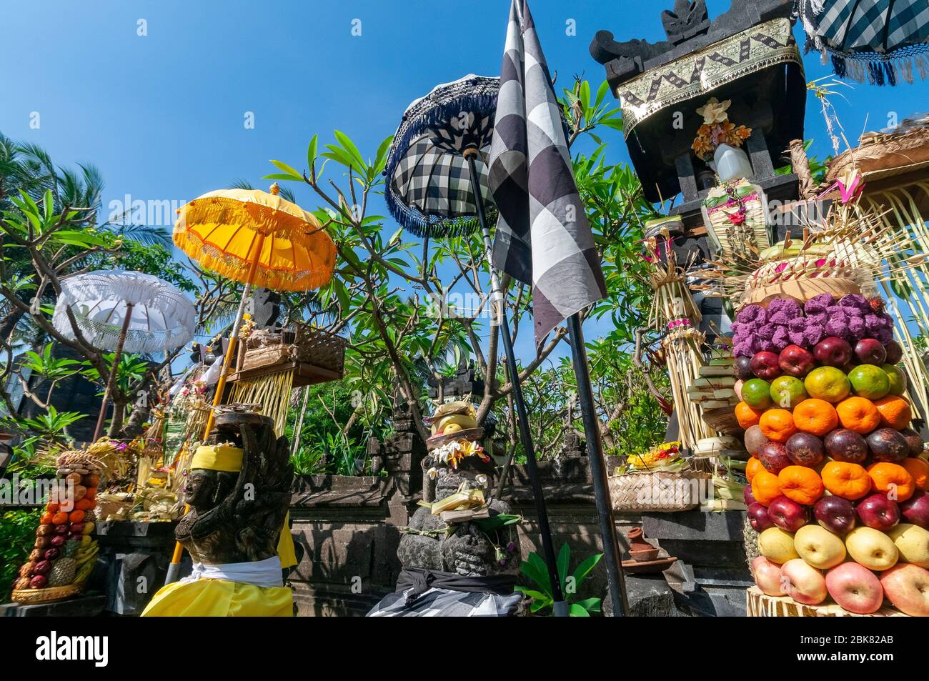 Shrine Legian Beach Bali Indonesia Stock Photo - Alamy