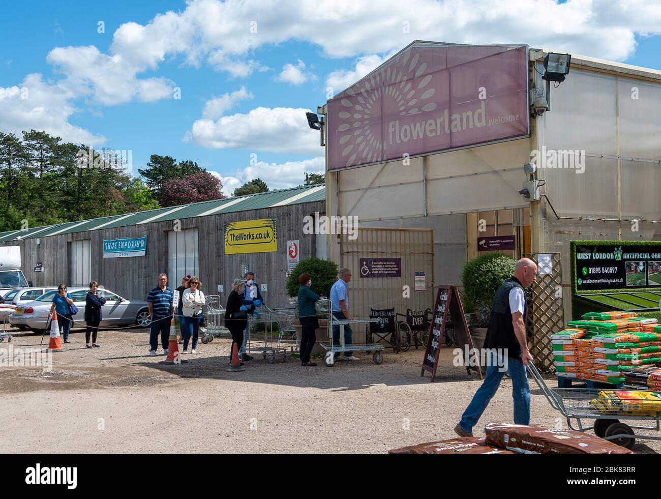 Iver flowerland hi-res stock photography and images - Alamy