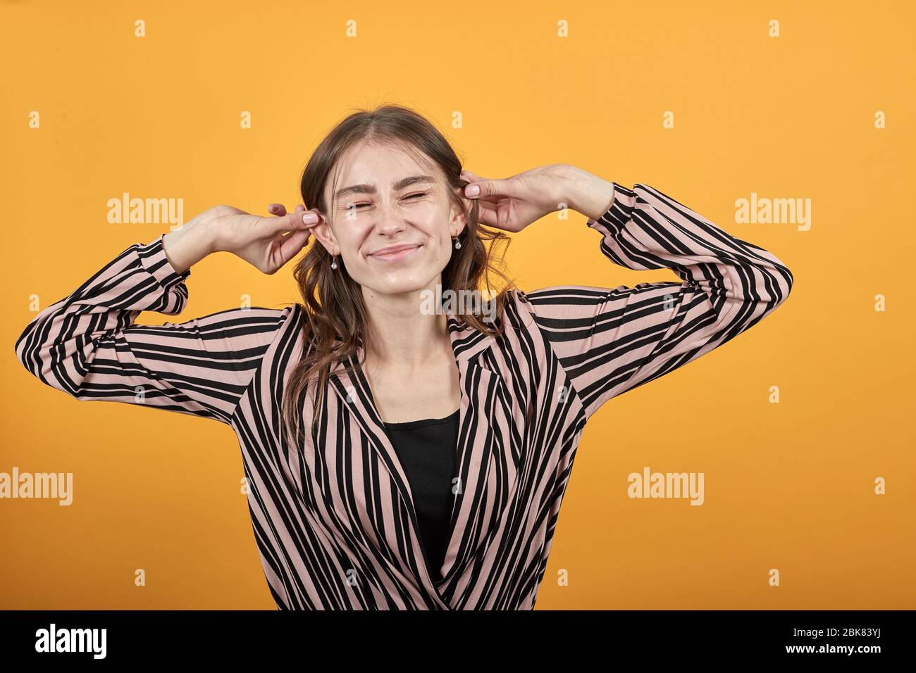 Black behind ears hi-res stock photography and images - Alamy