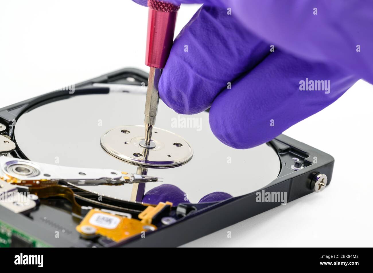 White hard disk drive screwdriver hi-res stock photography and images ...