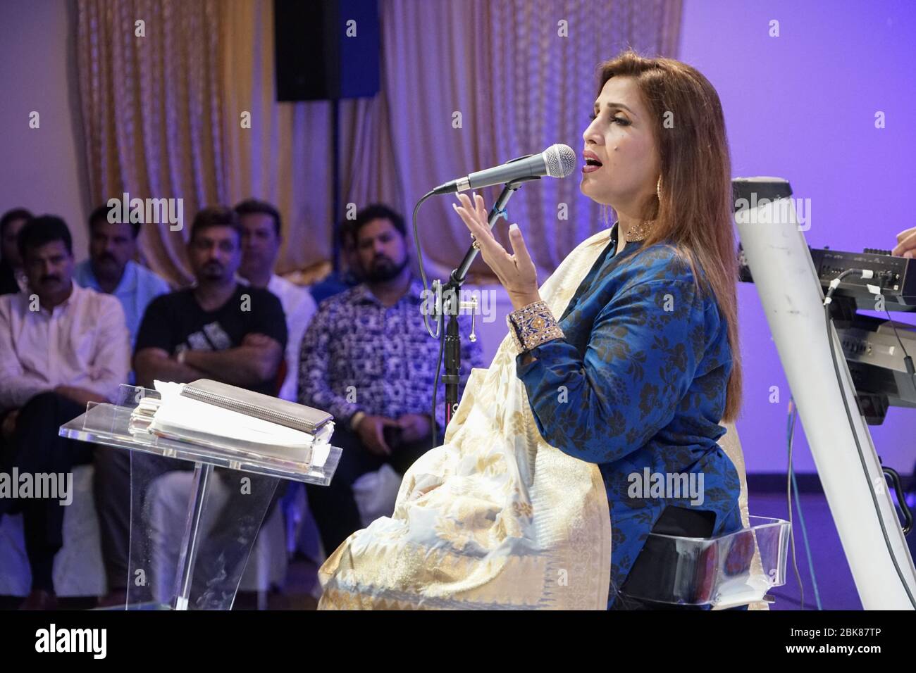 HUMERA CHANNA CONCERT Stock Photo - Alamy