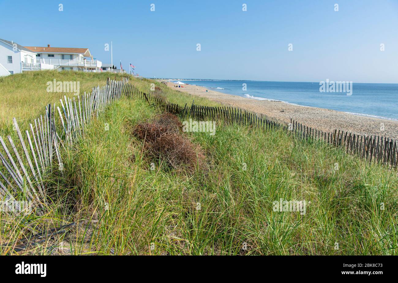 Beach sand house grass hi-res stock photography and images - Alamy