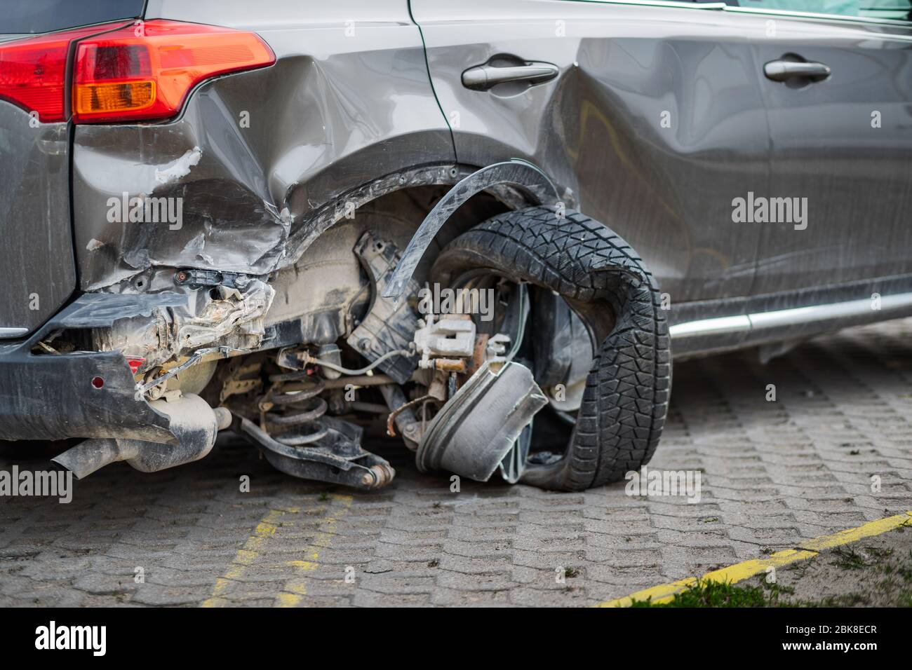Damage dent bumper hi-res stock photography and images - Alamy