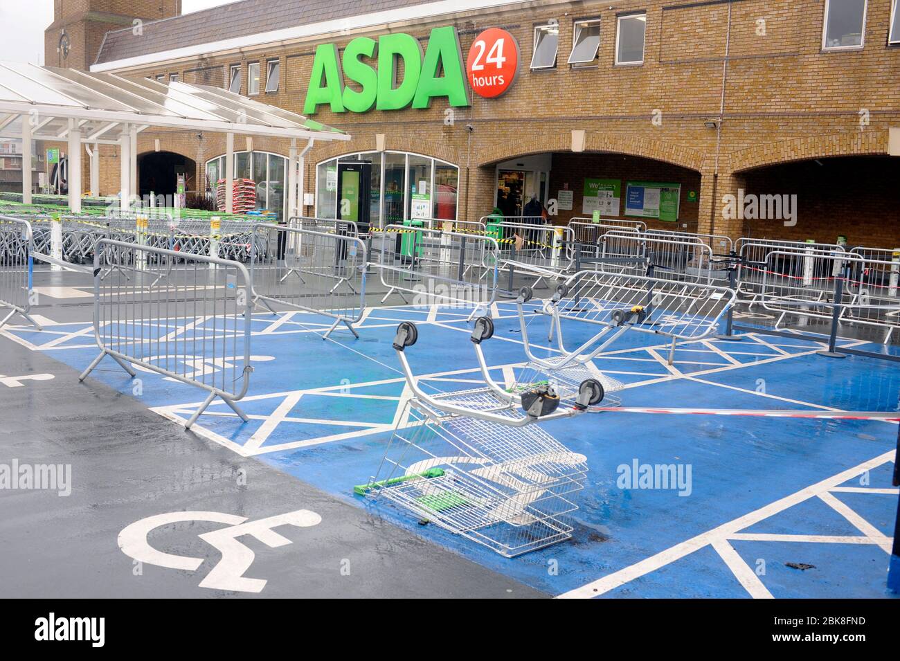 Chicane hi-res stock photography and images - Alamy