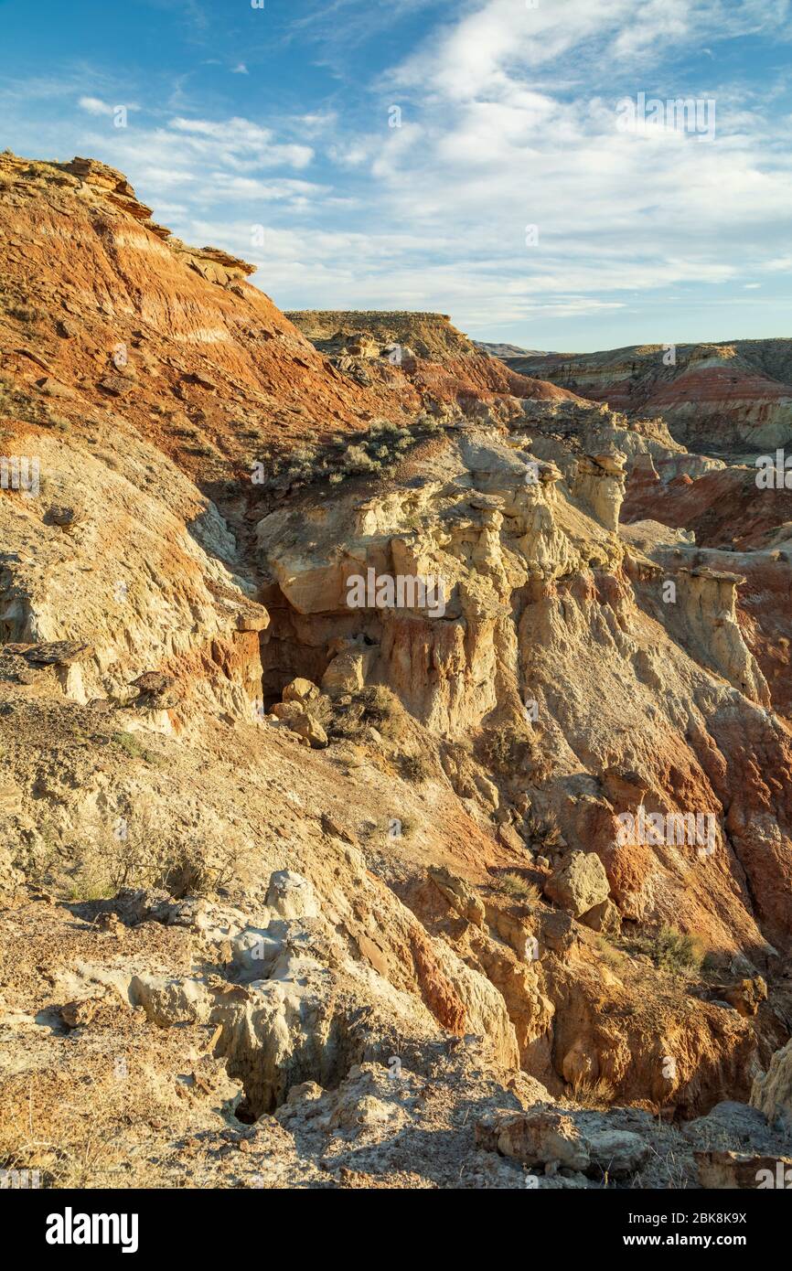 Rock outcrop at sunset in the Bighorn Basin of Wyoming Stock Photo - Alamy