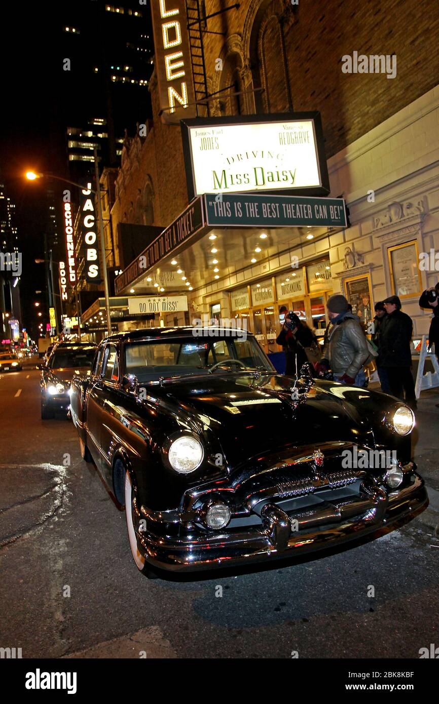 New York, NY, USA. 10 February, 2011. Atmosphere at the "Driving Miss ...
