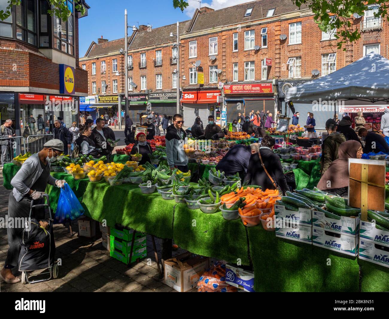 Walthamstow high street hi-res stock photography and images - Alamy