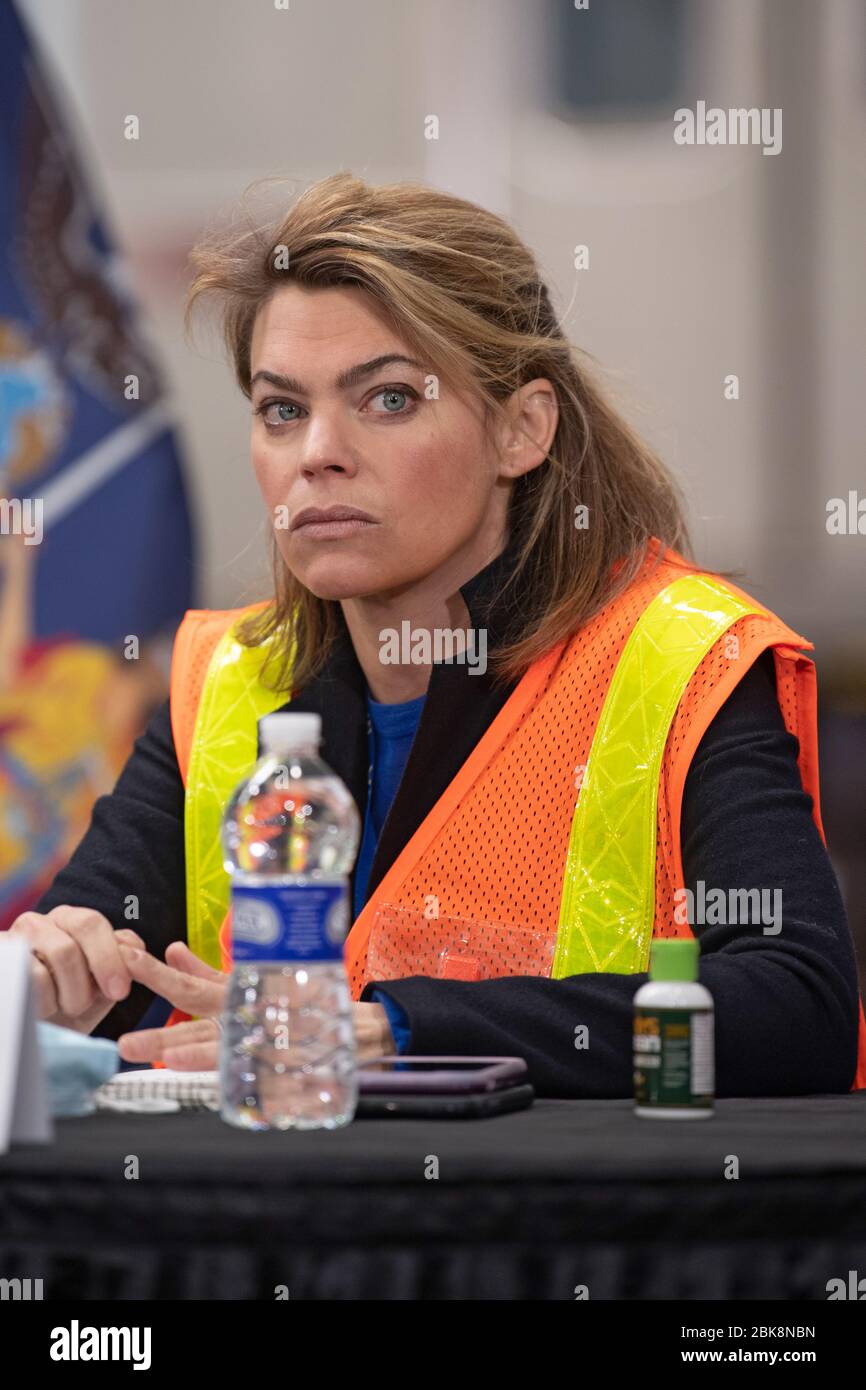 Sarah feinberg hi-res stock photography and images - Alamy