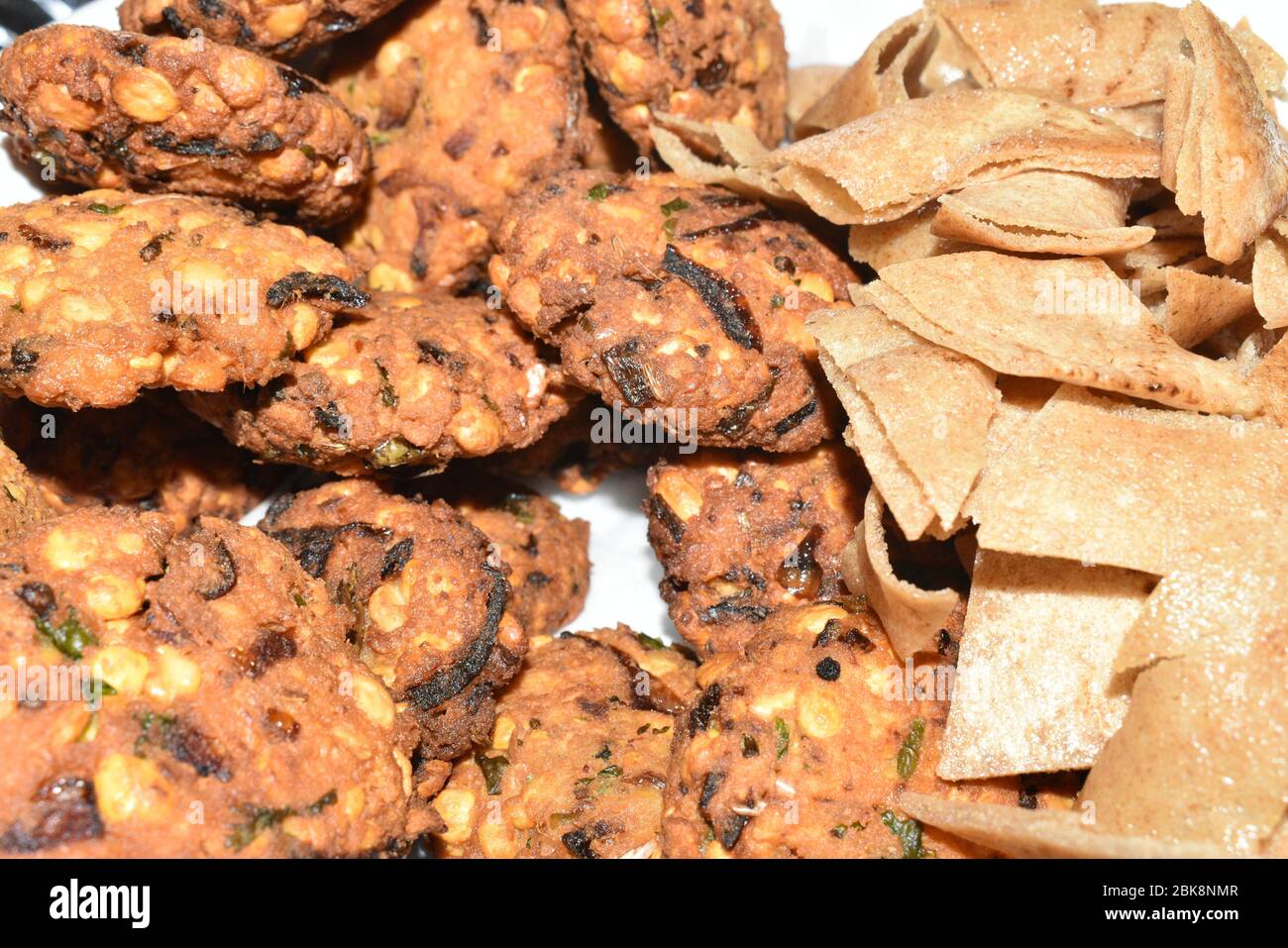 Parippu fried vada hi-res stock photography and images - Alamy