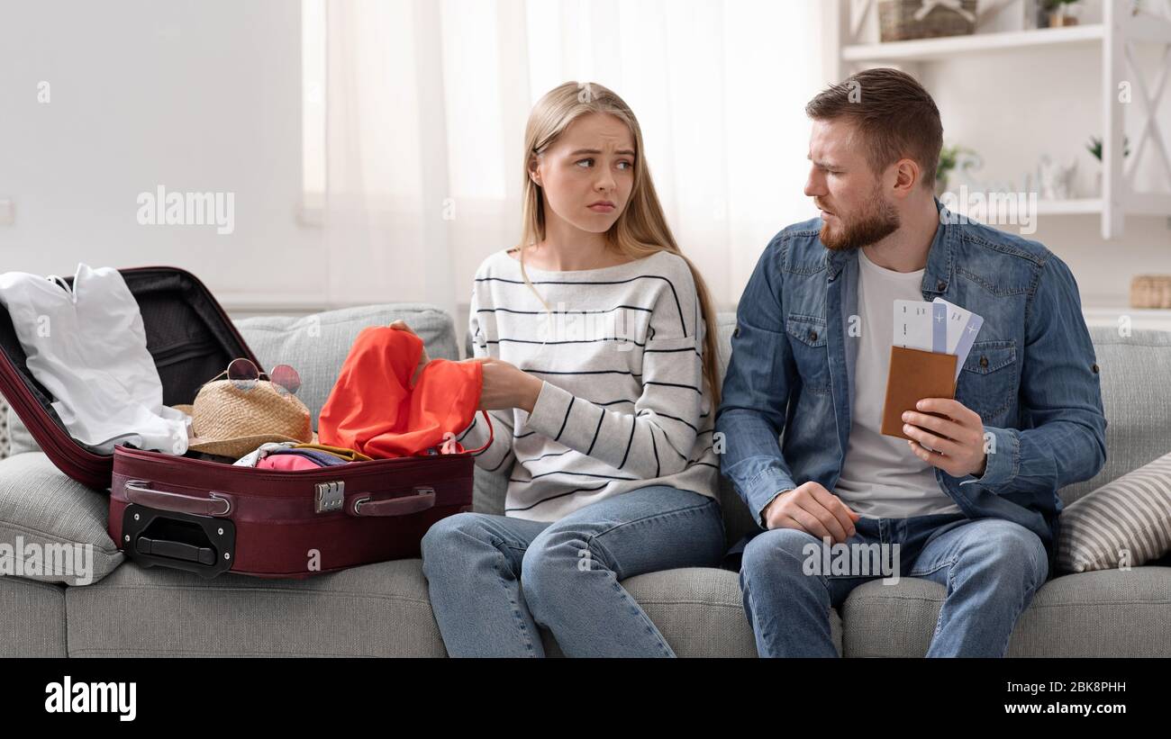 Unpacking suitcase hi-res stock photography and images - Alamy