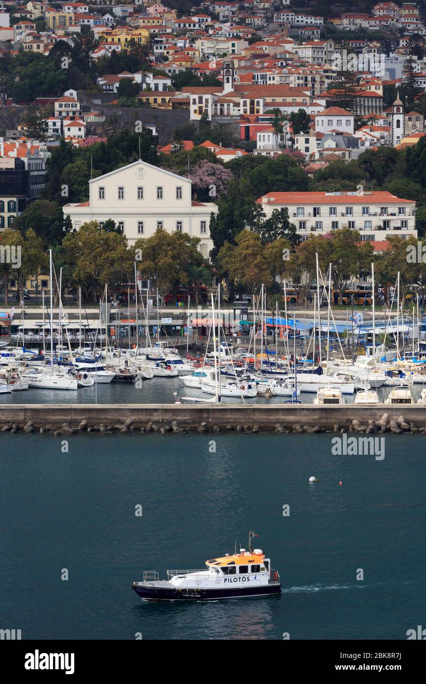 Funchal port hi-res stock photography and images - Alamy