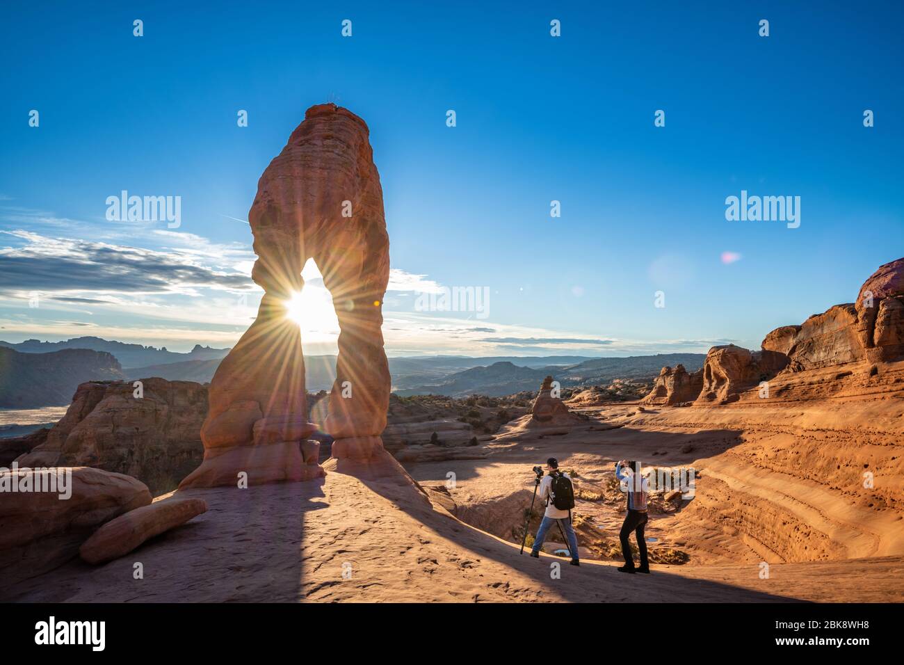 The famous Delicate Arch in Arches National Park of Utah Stock Photo ...