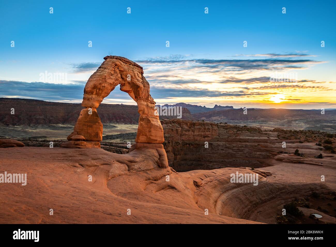 The famous Delicate Arch in Arches National Park of Utah Stock Photo ...
