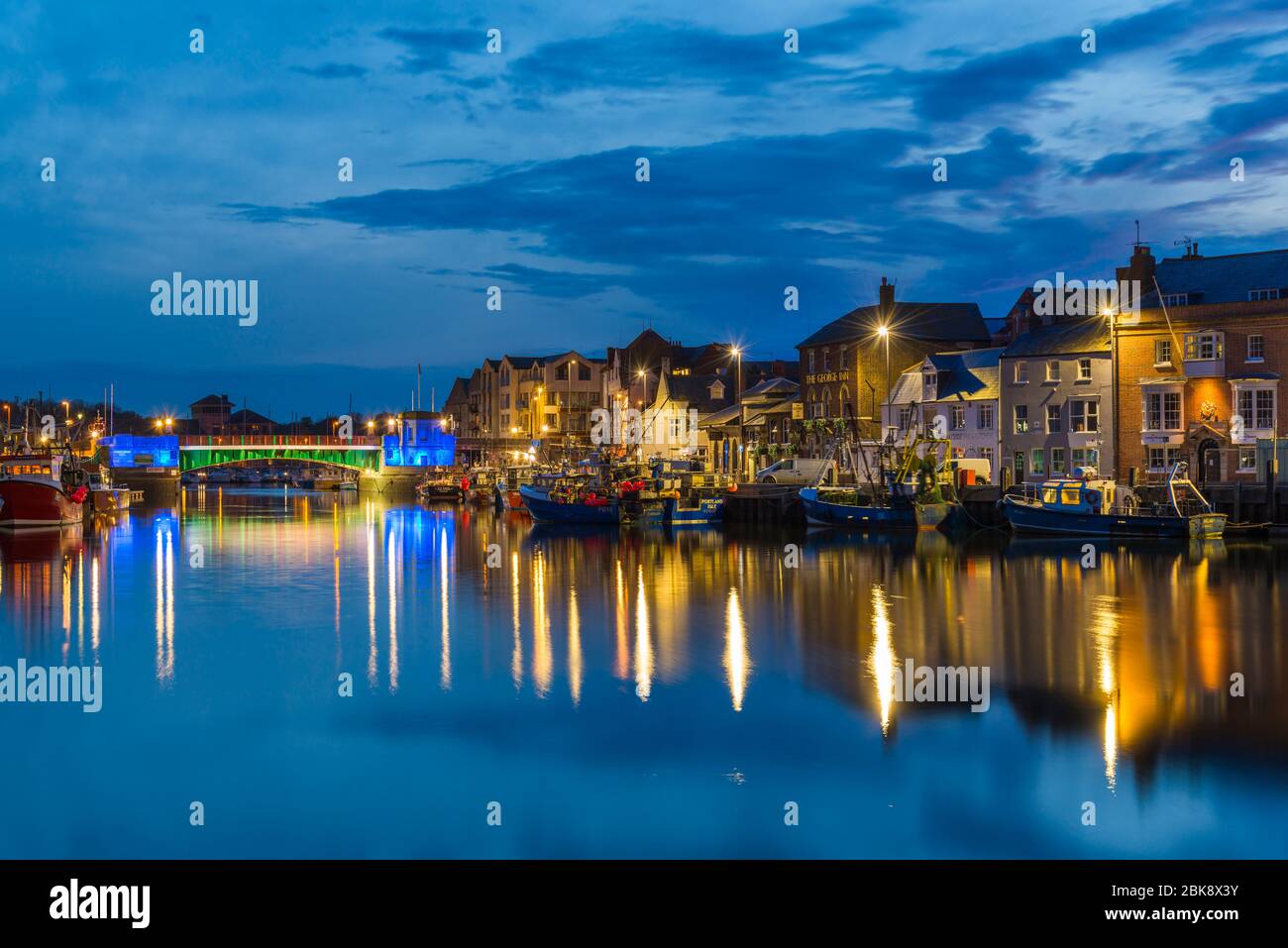 Weymouth, Dorset, UK. 2nd May 2020. UK Weather. The wind drops at dusk ...