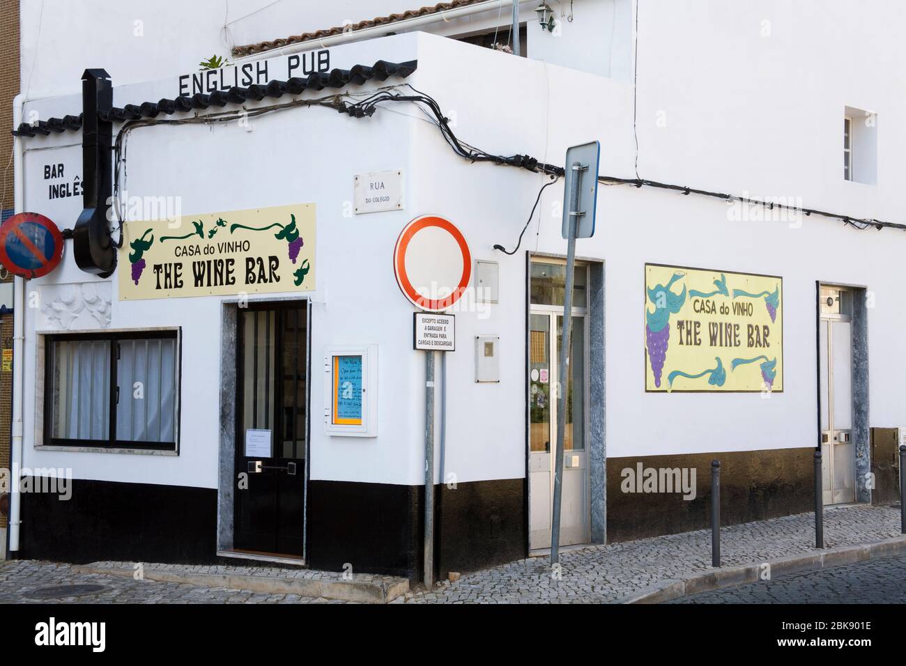 Portimão, Portugal Bar High Resolution Stock Photography and Images - Alamy