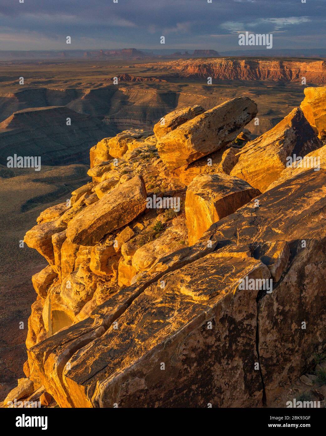 Sunrise, Muley Point, Monument Valley, Glen Canyon National Recreation ...