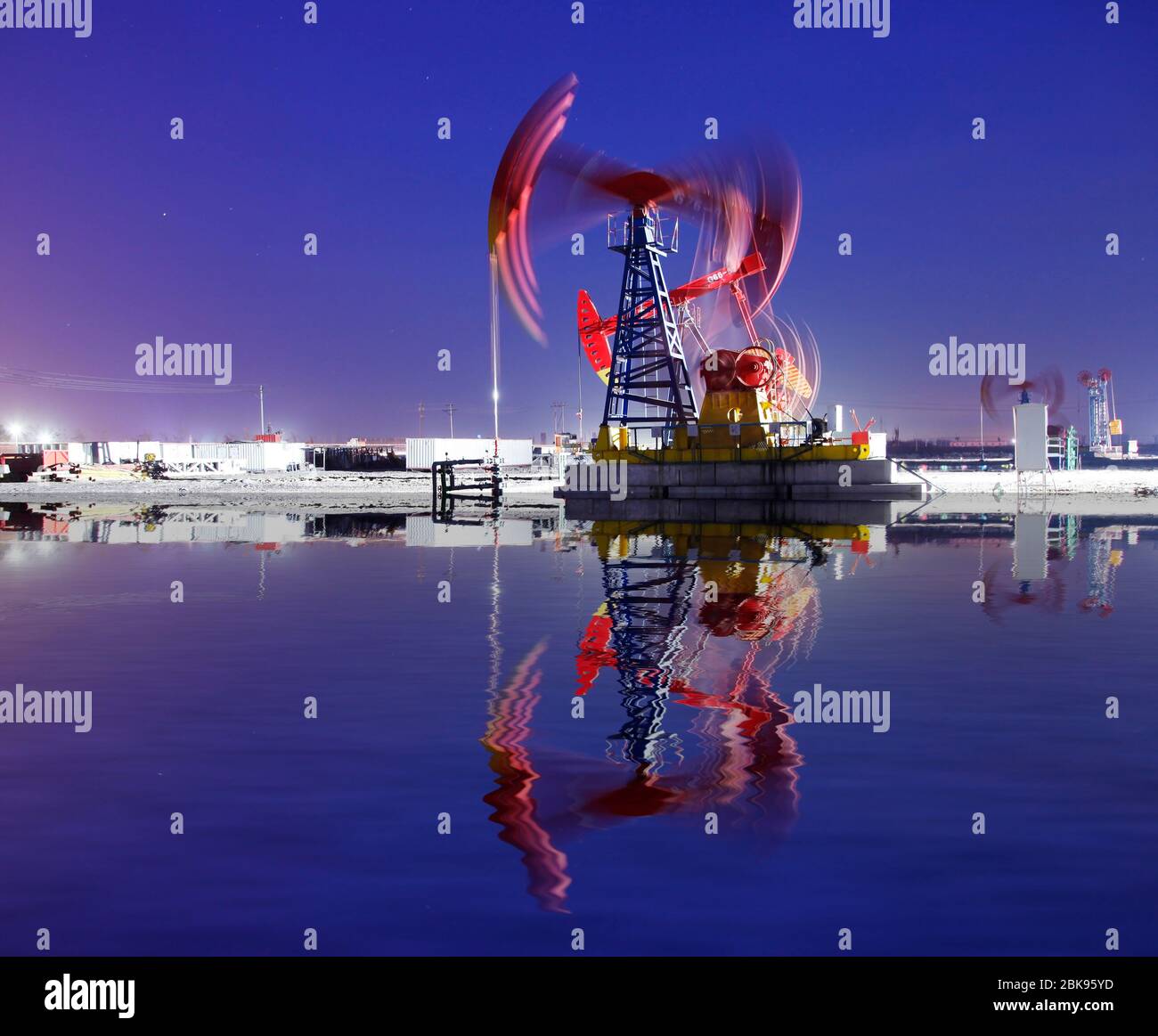 Beam pumping unit Stock Photo - Alamy