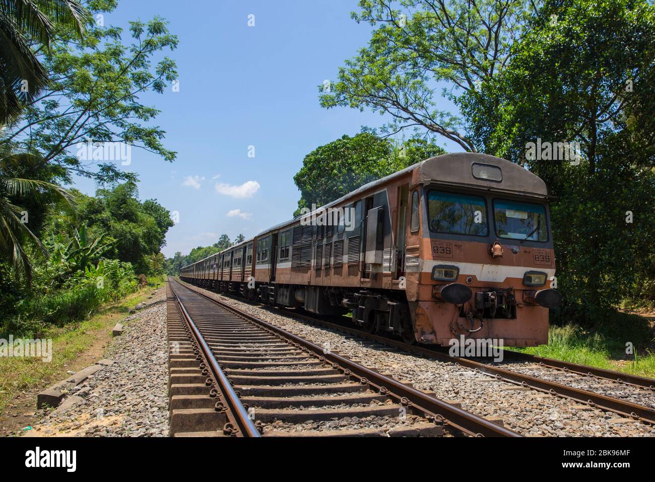 Railway track, Colombo, Sri Lanka Stock Photo - Alamy